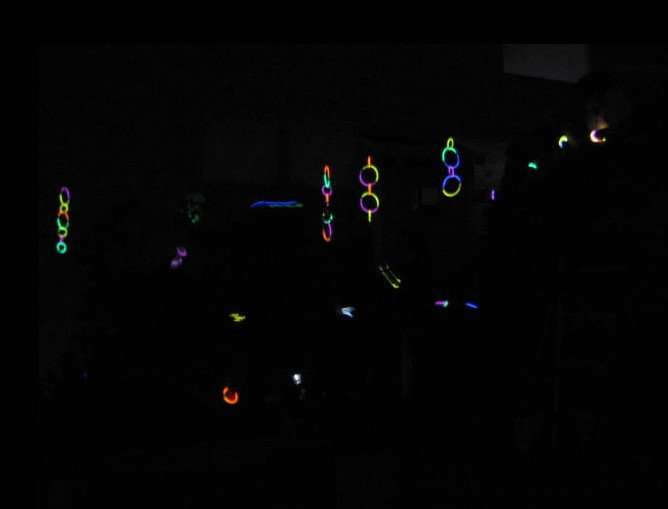 Everything You Need to Know About Glow Sticks - Remember That Toy